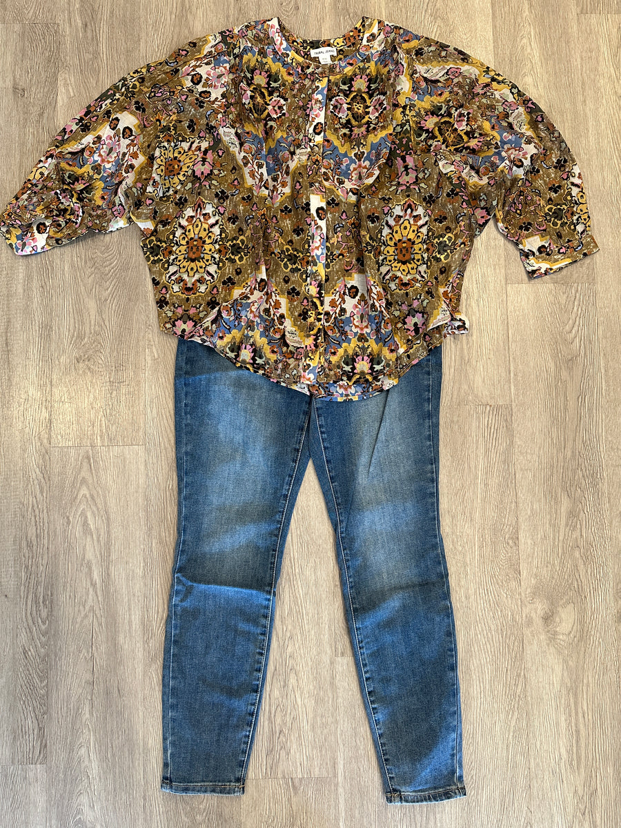 SOPHIA CURVY HUGGING SKINNY ANKLE JEANS – Simply Chic Monogram Boutique ...
